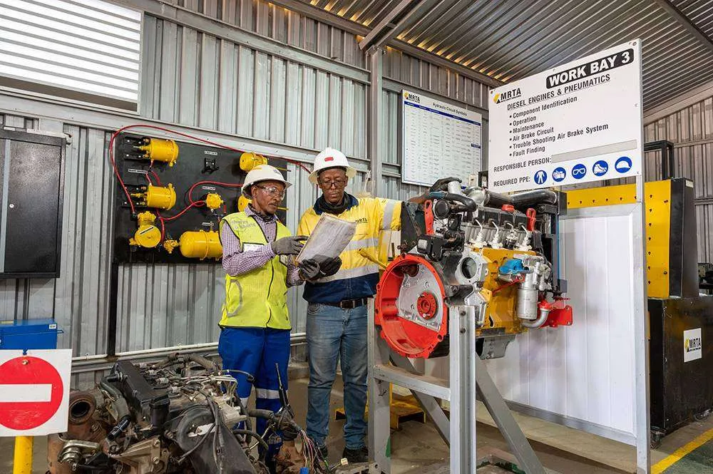 MURRAY & ROBERTS CEMENTATION STEADILY TRANSFORMS ITS WORKFORCE ...