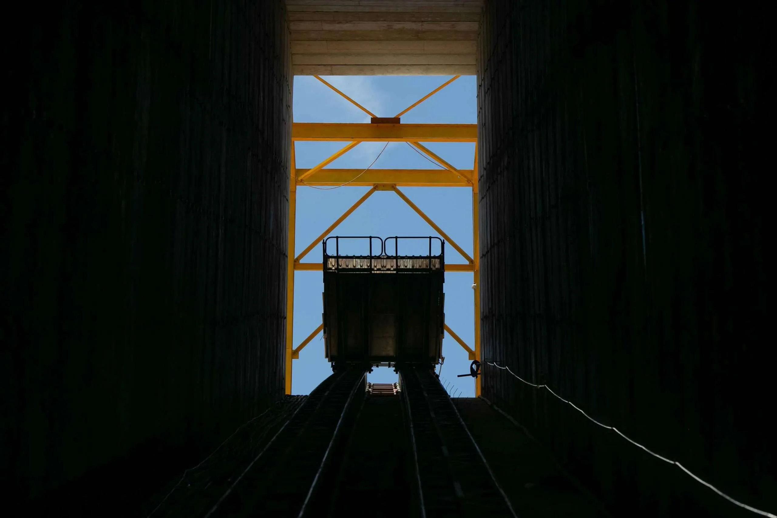 DUAL-PURPOSE VENT SHAFT AT PLATREEF WILL ALSO HOIST ORE | Coralynne ...